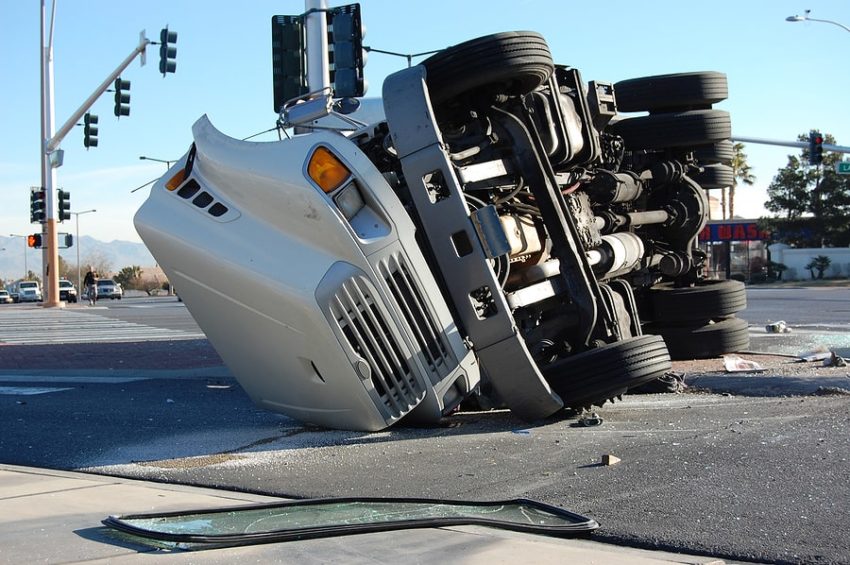 Truck Rollovers | Hughey Law Firm